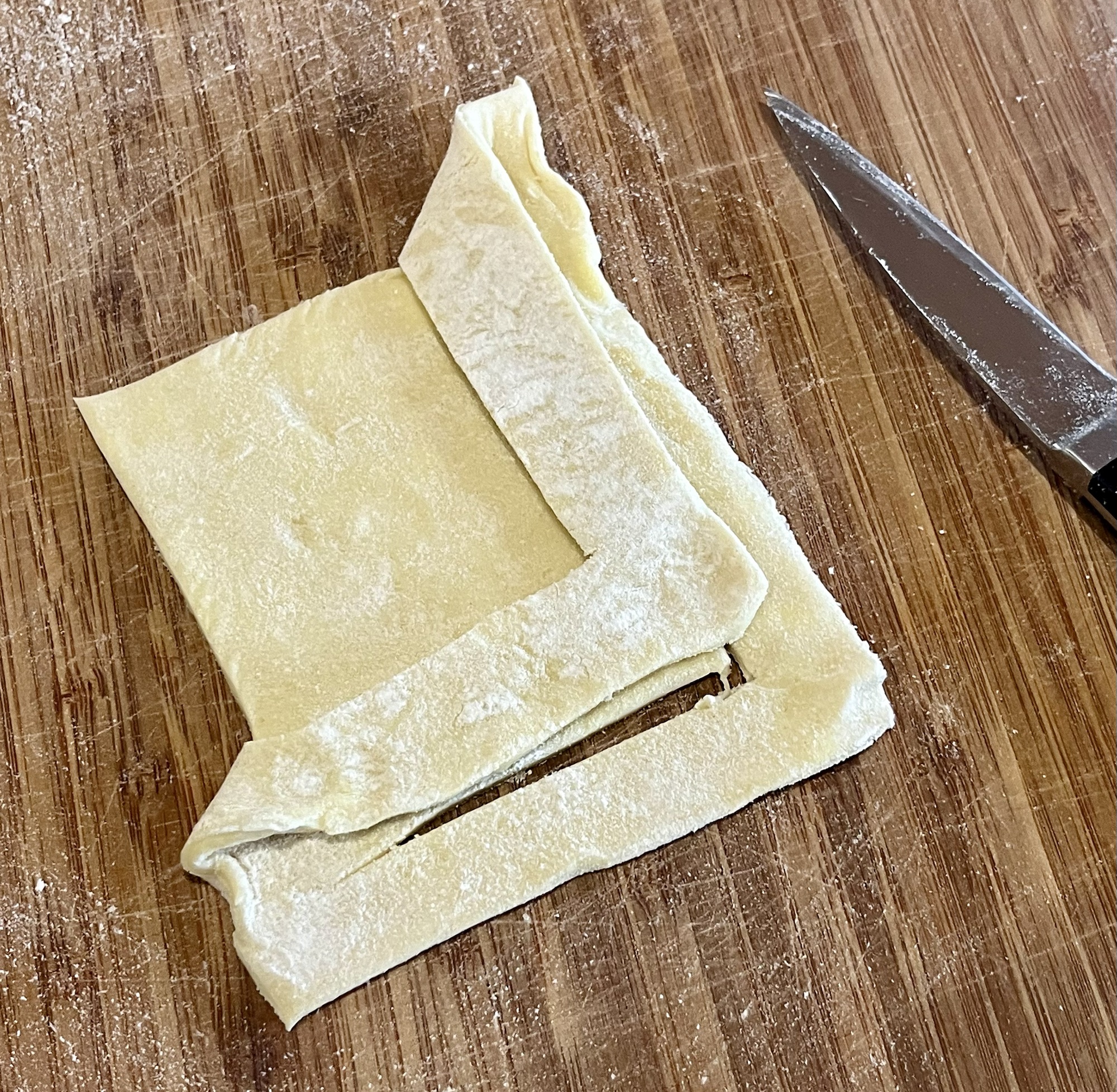 How Many Ways to Shape Puff Pastry | aBatteredOldSuitcase