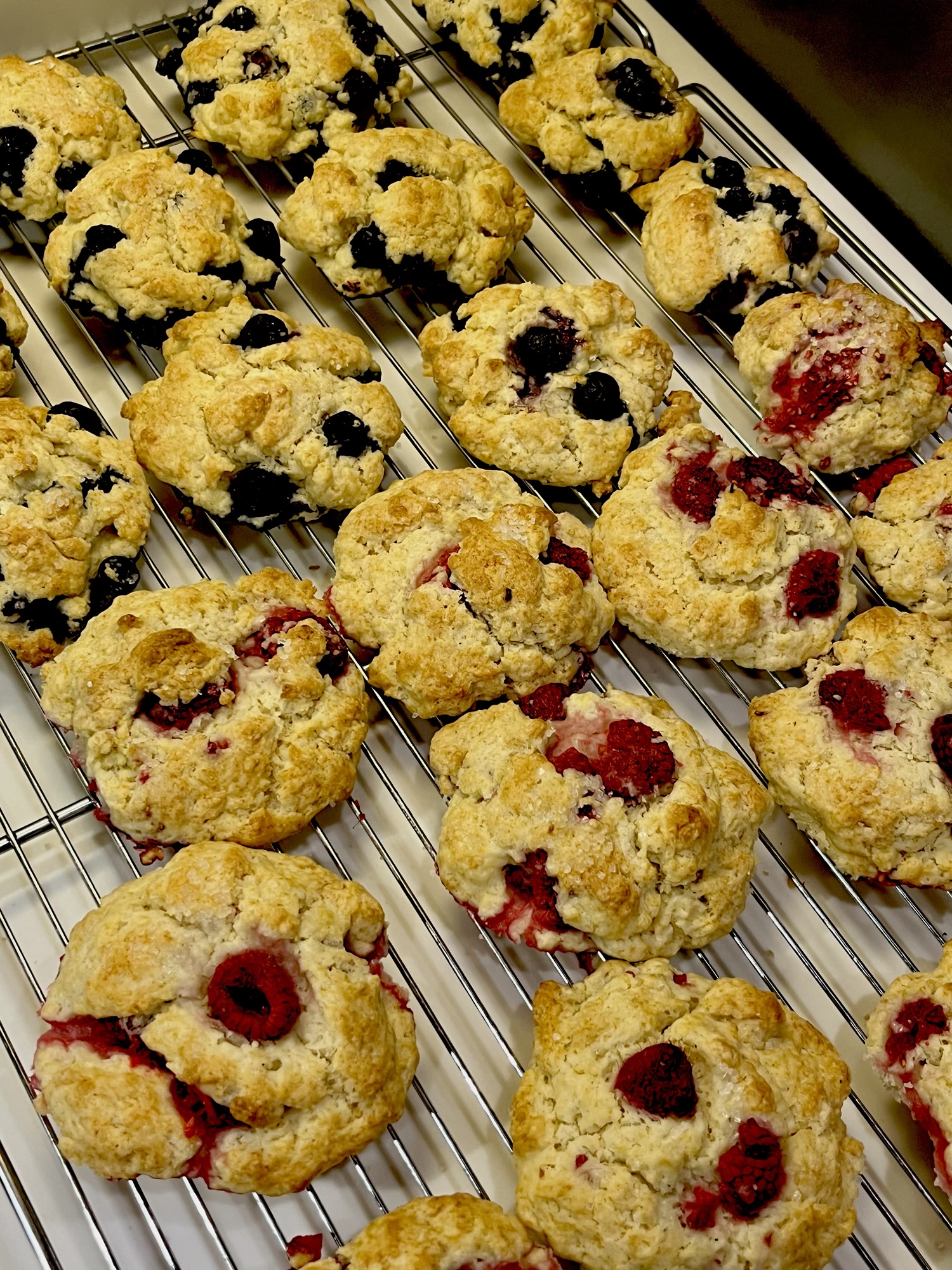 Berry Drop Scones | aBatteredOldSuitcase